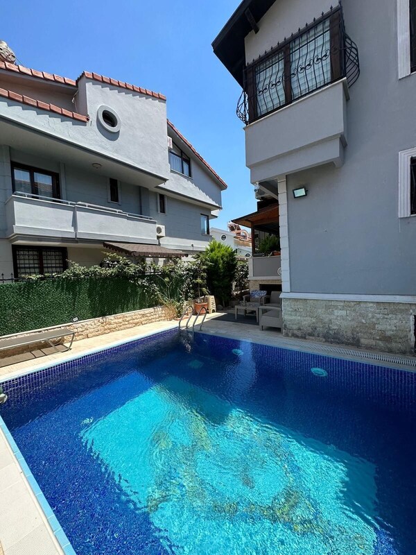 Villa For Rent In Marmaris - İçmeler