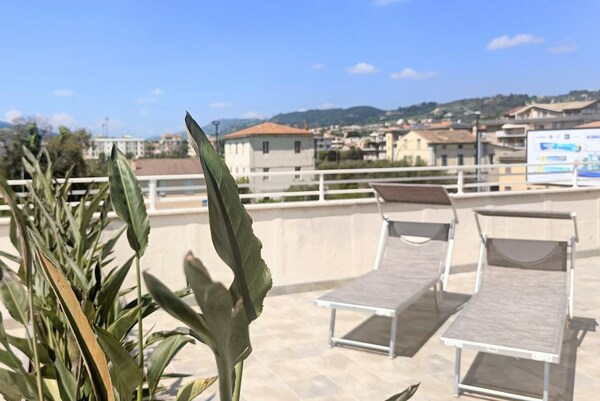Tesino Green  Eco Stay With Beach Access - Grottammare