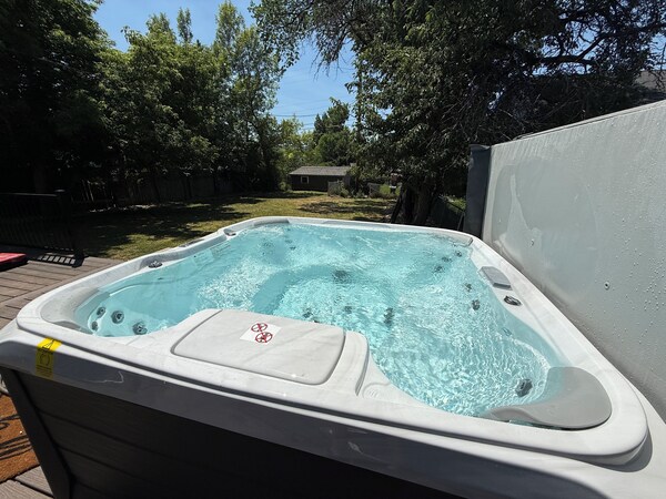 Upscale Inviting Property In Spearfish Just 4 Blocks From Main Street! - Spearfish, SD