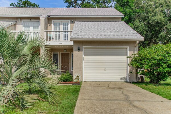 Perdido Key Beach Pad  Cozy Stay Near The Coast - Perdido Key, FL