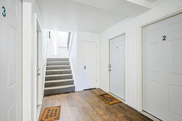 Chic 1br Near University - Maryville, MO