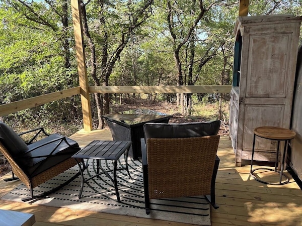 Vintage Airstream Retreat - Cool, TX