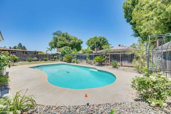 Shop, Hike & Explore: Fresno Home W/ Private Pool! - Fresno, CA