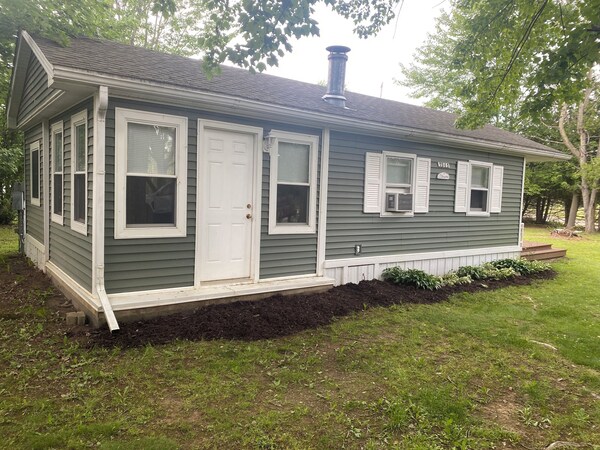 Charming 1-bedroom Cabin In Port Hope-pet Friendly - Port Austin, MI