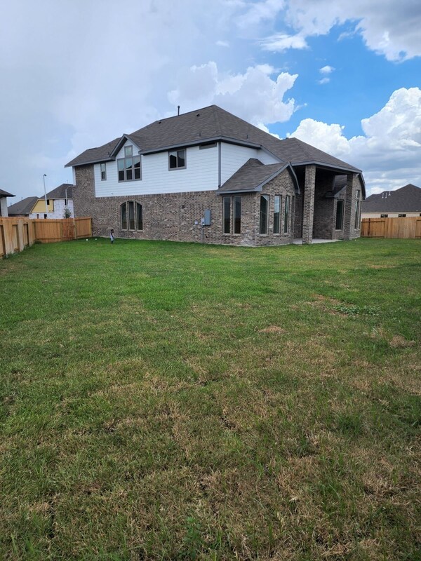 Family-friendly 5br Home, Game Room + Large Backyard! With Ac, Wifi In 77407 - Sugar Land, TX