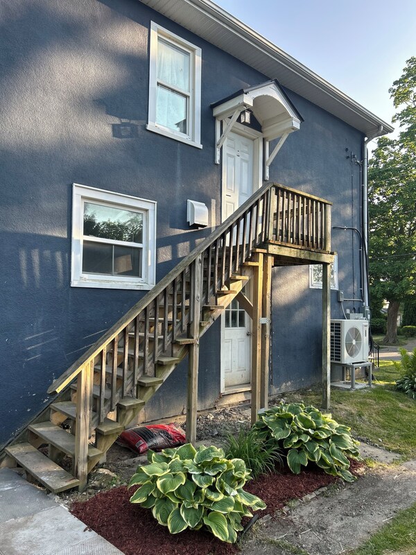 Your Home Away From Home In Thorold, On - Niagara Falls - 세인트캐서린스