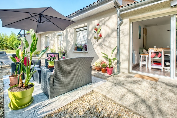 Appartement "L'oiseau Du Paradis" Avec Terrasse Privée, Jardin Privé Et Wi-fi - Ribérac