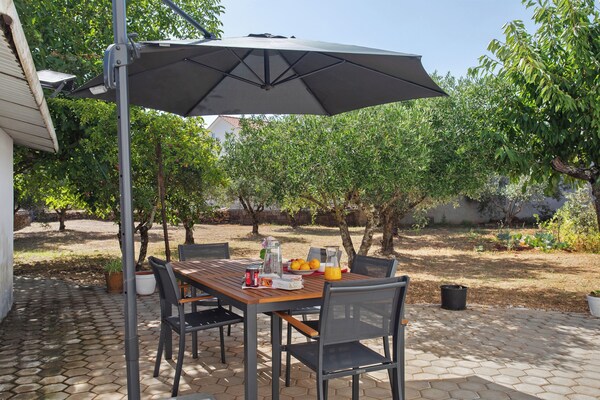 Room 'Santa Josephine Bakhita' With Shared Terrace, Shared Garden And Wi-fi - Fatima