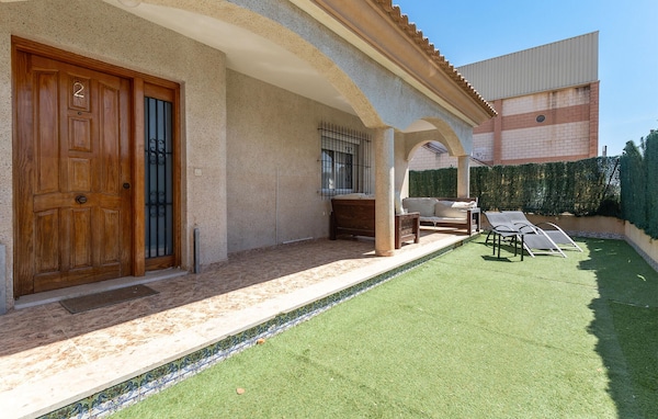Increíble Casa De 3 Dormitorios En Los. - San Javier
