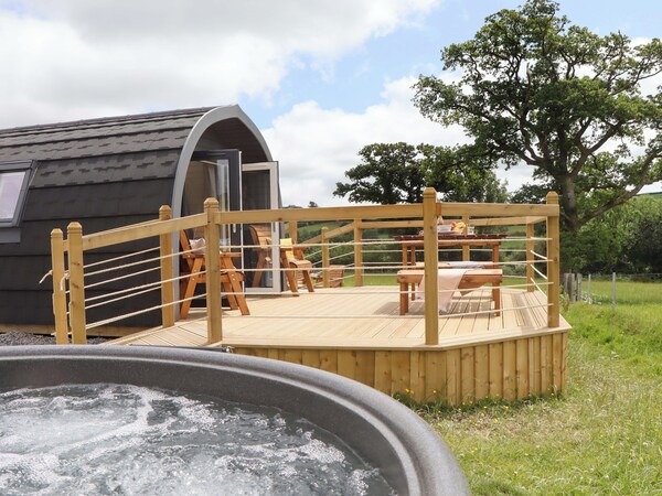 Under Oak Pod, Pet Friendly, With Hot Tub In Totnes - Totnes