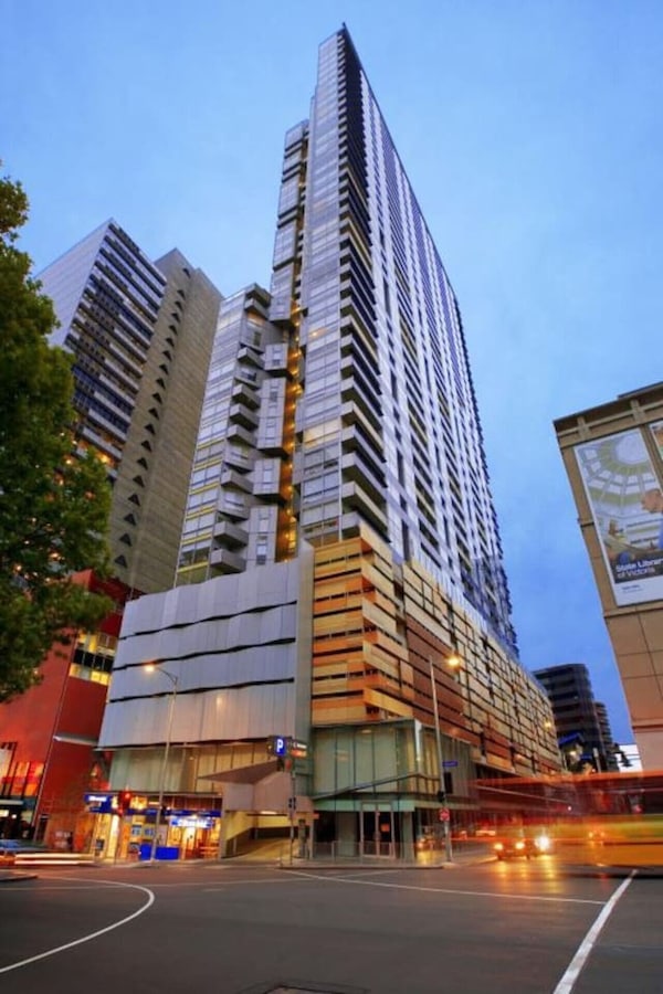 Premium Qv Getaway | Central + Pool, Gym, Parking - ウィリアムズタウン