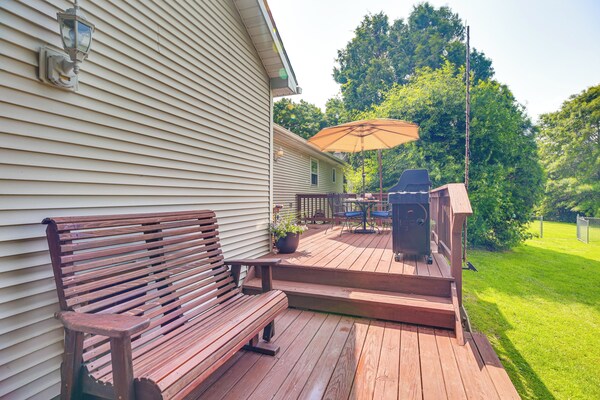 Family Getaway W/ Deck: 3 Mi To Lake Champlain - Burlington, VT