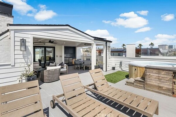 3br Newport Luxury, Rooftop Deck, Hottub & Parking - 뉴포트비치