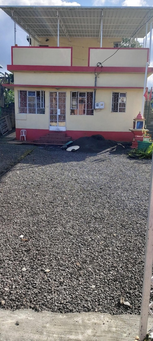 Homerez - House In Chamouny With Jacuzzi - Mauritius