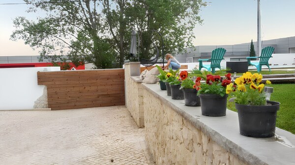 Homerez - Cozy House With Pool In Atalaia - Atalaia