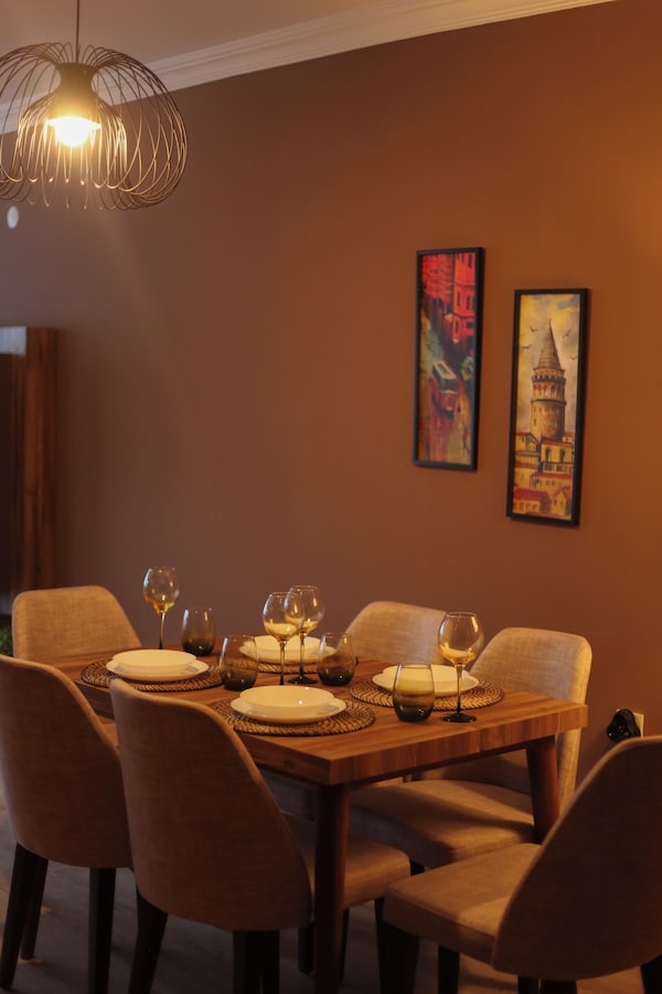 Charming 1-bedroom Condo In Welcoming Antalya With Wifi, Ac - Antalya