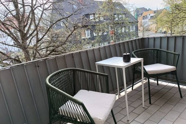 Comfortable Apartment With Balcony For Up To 6 People - Gelsenkirchen