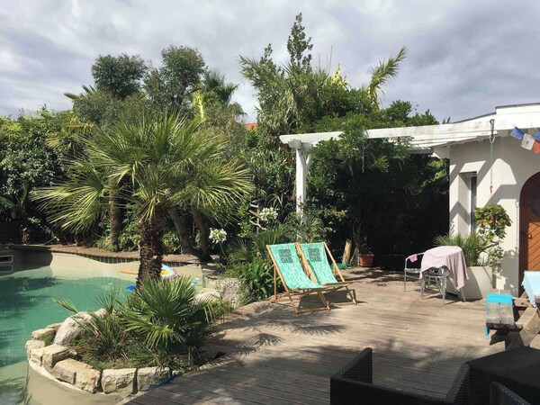 Homerez - Villa In Soorts-hossegor With Pool - Seignosse