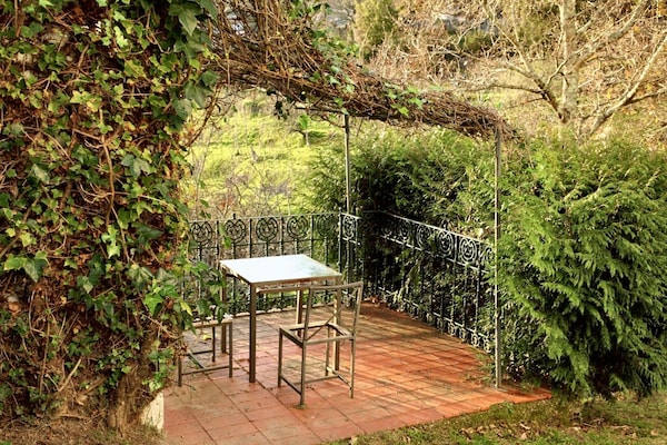 Homerez - Spacious House In Pontevedra, Garden - Tui