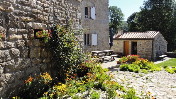 Homerez - Maison Charmante à Le Malzieu, Jardin, Vue - Saugues