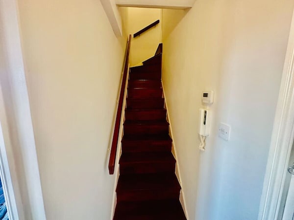 3 Bed Sky Apartment Se15peckham - Londra