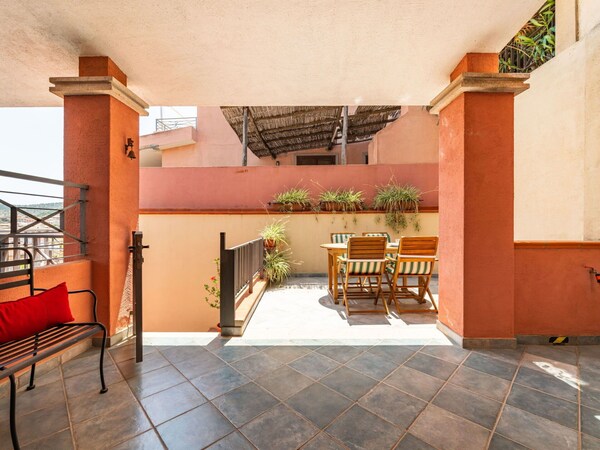 Cosy Apartment For 4 People With A/c, Tv, Terrace And Parking - Villasimius