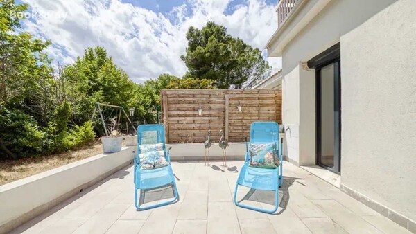 Homerez - Villa In Morières-lès-avignon - Le Pontet