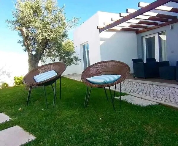 Homerez - Charming House Atalaia With Shared Pool - Ribamar