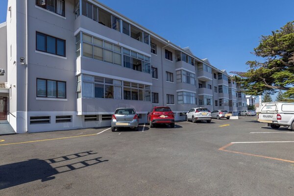 Stylish 2 Bed Apartment In Hermanus - Hermanus