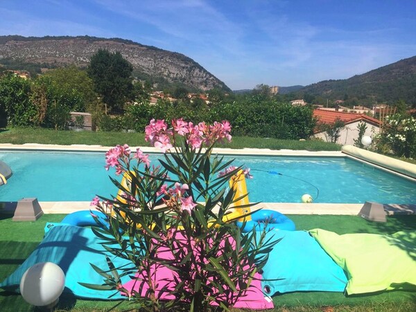 Homerez - Refined Villa In Foix With Private Pool And Jacuzzi - Foix