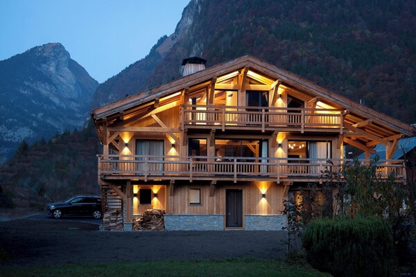Homerez - Samoëns Chalet With Views - Sixt-Fer-à-Cheval