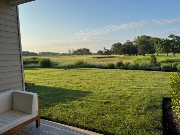 Northfork Long Island, 2 Bdrm/2bath, Gorgeous Condo Right On Private Golf Course - Long Island, NY