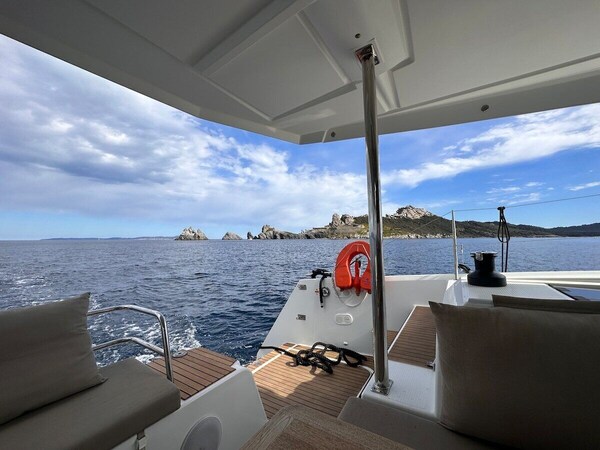Eden Katamaran Modern Für 2 Bis 8 Pers. Im Hafen - Porquerolles