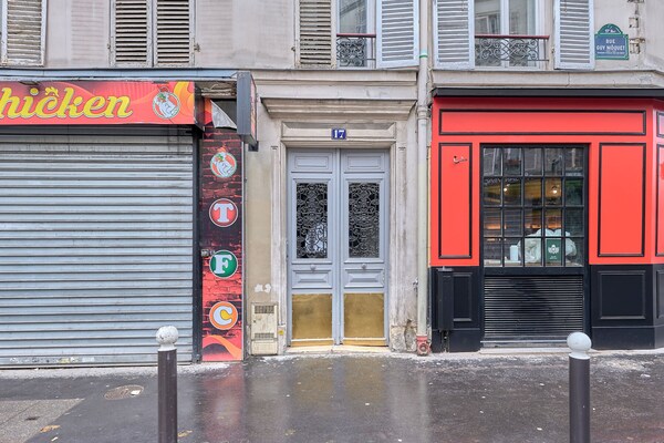 Bright Apartment In The Heart Of Paris - Welkeys - Courbevoie