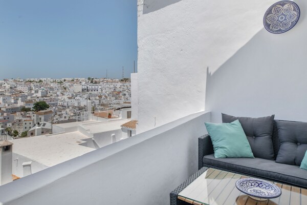 Holiday Home 'Casa Castillo' With View Over Vejer Town, Terrace And Wi-fi - Vejer de la Frontera