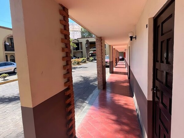 Hotel Villa Capri, 1 Cama Triple 4 Huéspedes - Morelia