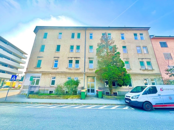 Modern! New! Eggenberg! Top 1b - Graz