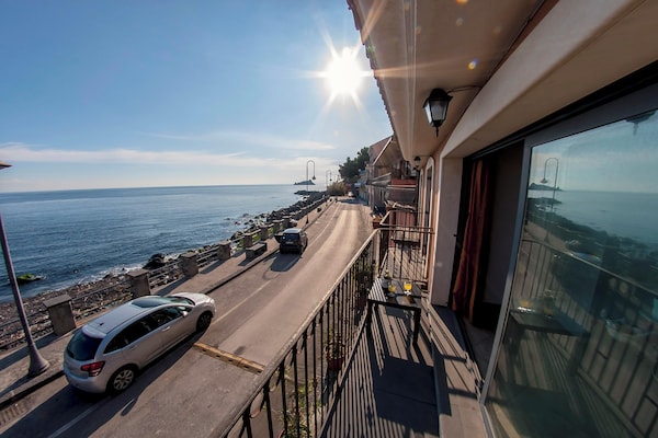 Homerez - Apt In Capo Mulini, Sea View - Acireale