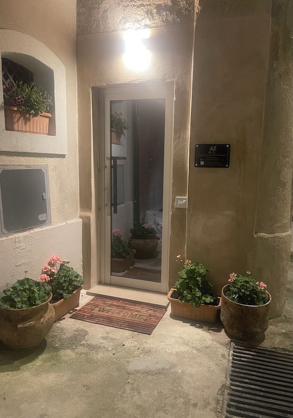 Fourteensuitetropea - Tropea