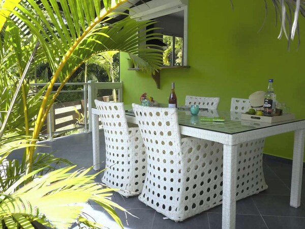 Homerez - 80 Sqm Apartment In Lamentin With Pool - Guadalupa