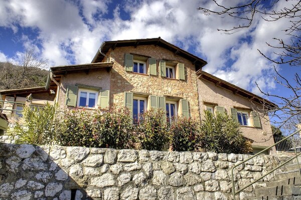 L'aire - Lantosque - Gîte - Alpes-Maritimes