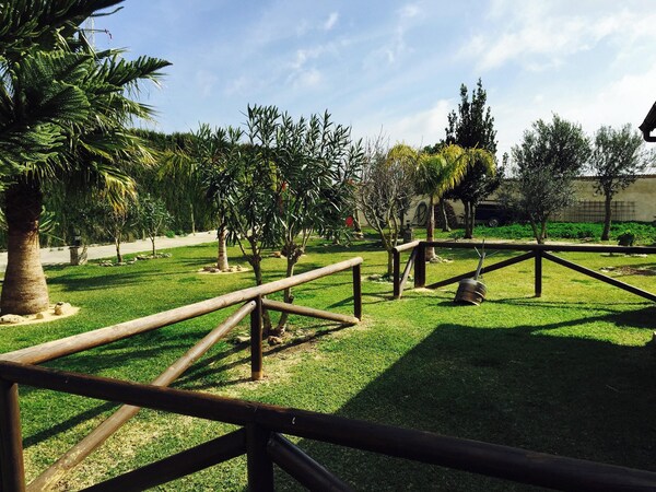 Homerez - Comfortable Bungalow In Tarifa - Tarifa