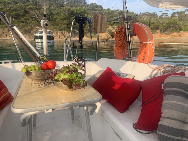 Voilier à Porquerolles - Hyères