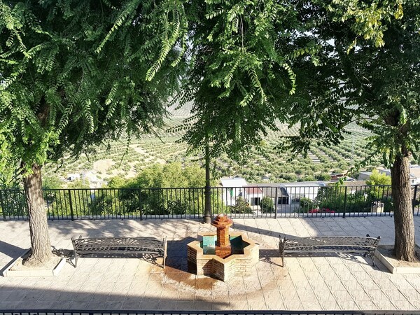 Homerez - Comfortable House In Arjona With Parking - Andújar