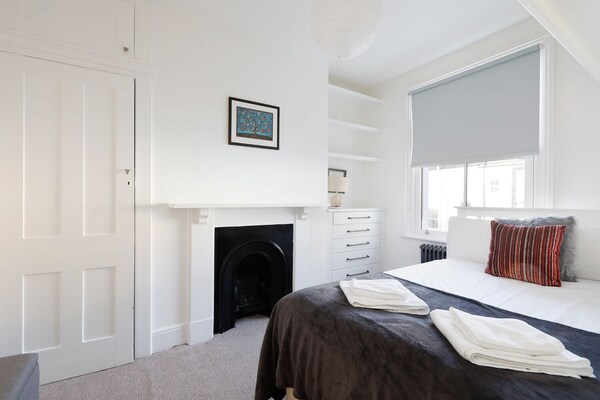 Superb 2 Bed Townhouse Next To The Level Park - Brighton