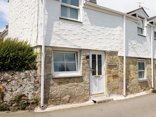 Heatherlea Cottage, Pet Friendly, With Open Fire In Polgooth - St Austell