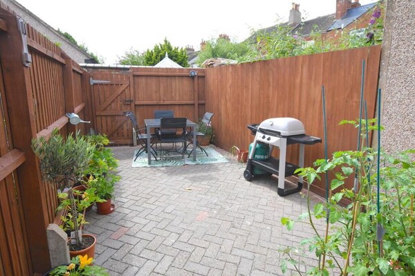 New Bilton House\n2 Bedroomed Close To Town Centre - Rugby