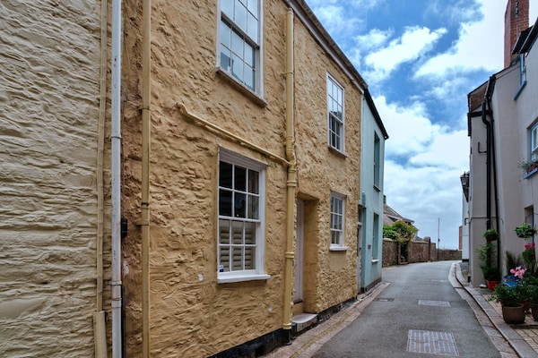 Finest Retreats - April Cottage - Cawsand