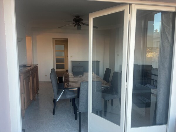 Superb Six Four Beach Apartment 300 M From The Sea - Six-Fours-les-Plages