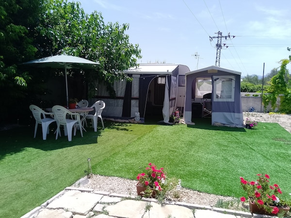 Guest Caravan With Pool - Agres